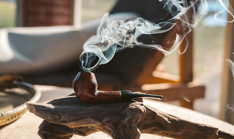 Publicatieverbod voor onderzoekers die banden met tabaksindustrie ...